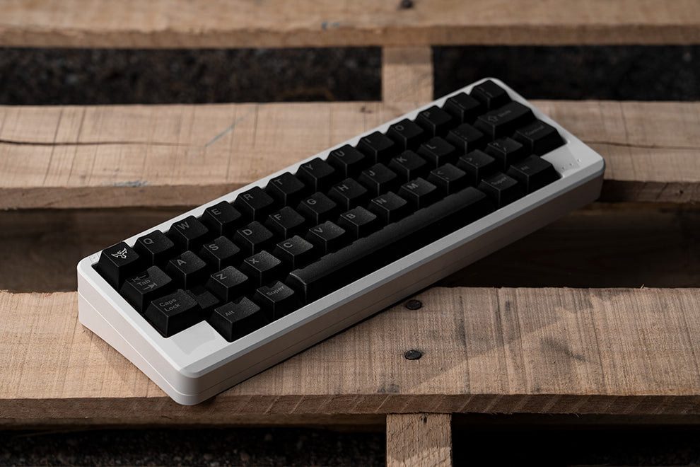 Pearl 40 R2 Mechanical Keyboard – Wireless & Ergonomic Design – Cadlab CNC